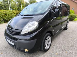 Melns Opel Vivaro 2007 Valmiera, ar dzinēja tilpumu 2.50 L un nobraukumu 341 tūkst. km par 9500 €, foto 3 vietnē AUTOMOTO.COM.LV
