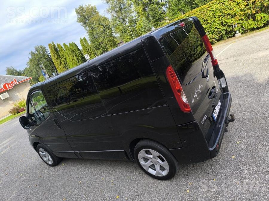 Melns Opel Vivaro 2007 Valmiera, ar dzinēja tilpumu 2.50 L un nobraukumu 341 tūkst. km par 9500 €, foto 13 vietnē AUTOMOTO.COM.LV