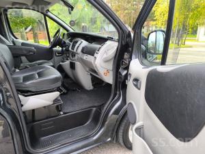Melns Opel Vivaro 2007 Valmiera, ar dzinēja tilpumu 2.50 L un nobraukumu 341 tūkst. km par 9500 €, foto 17 vietnē AUTOMOTO.COM.LV