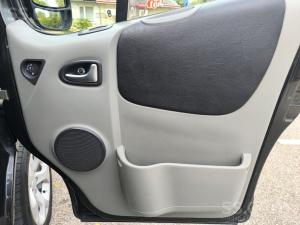 Melns Opel Vivaro 2007 Valmiera, ar dzinēja tilpumu 2.50 L un nobraukumu 341 tūkst. km par 9500 €, foto 18 vietnē AUTOMOTO.COM.LV