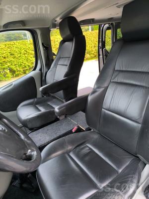 Melns Opel Vivaro 2007 Valmiera, ar dzinēja tilpumu 2.50 L un nobraukumu 341 tūkst. km par 9500 €, foto 20 vietnē AUTOMOTO.COM.LV