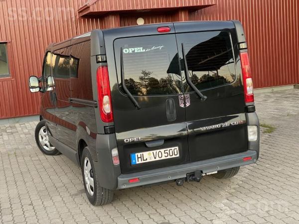 Melns Opel Vivaro 2008 Rīga, ar dzinēja tilpumu 2.50 L un nobraukumu 211 tūkst. km par 7850 €, foto 4 vietnē AUTOMOTO.COM.LV