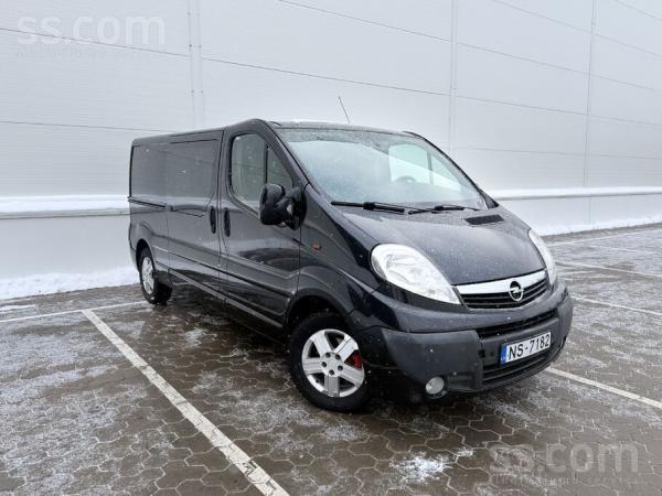 Black Opel Vivaro 2008 in Riga, with an engine capacity of 2.00 L and mileage of 314 thousand km for 4490 €, photo 2 on AUTOMOTO.COM.LV