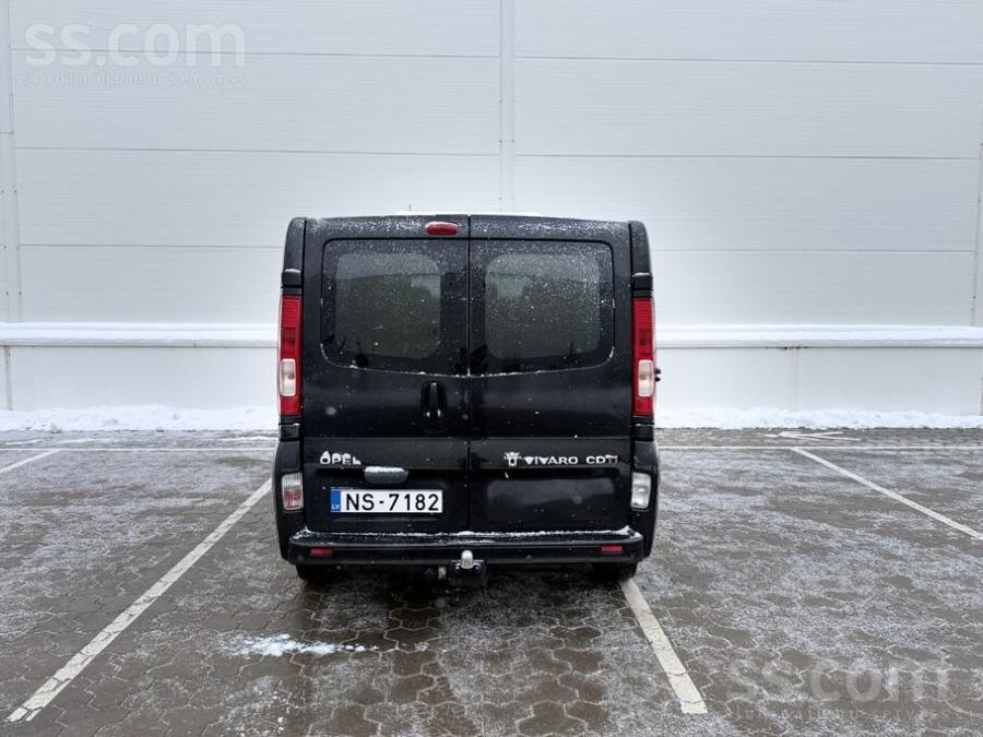 Black Opel Vivaro 2008 in Riga, with an engine capacity of 2.00 L and mileage of 314 thousand km for 4490 €, photo 6 on AUTOMOTO.COM.LV