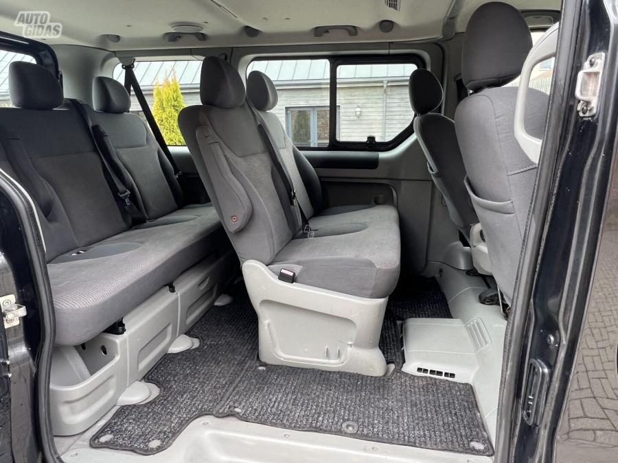 Melns Opel Vivaro 2008 Viļņa, ar dzinēja tilpumu 2.50 L un nobraukumu 305 tūkst. km par 7300 €, foto 17 vietnē AUTOMOTO.COM.LV