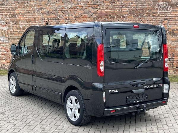Melns Opel Vivaro 2008 Kėdainiai, ar dzinēja tilpumu 2.50 L un nobraukumu 305 tūkst. km par 7299 €, foto 4 vietnē AUTOMOTO.COM.LV