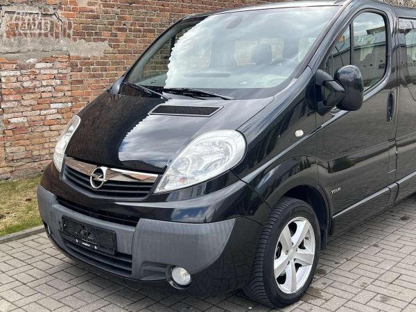 Melns Opel Vivaro 2008 Kėdainiai, ar dzinēja tilpumu 2.50 L un nobraukumu 305 tūkst. km par 7299 €, foto 8 vietnē AUTOMOTO.COM.LV