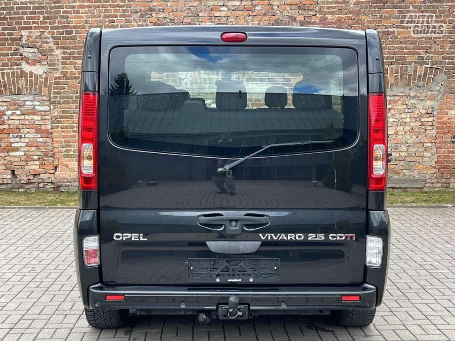 Black Opel Vivaro 2008 in Kedainiai, with an engine capacity of 2.50 L and mileage of 305 thousand km for 7299 €, photo 10 on AUTOMOTO.COM.LV