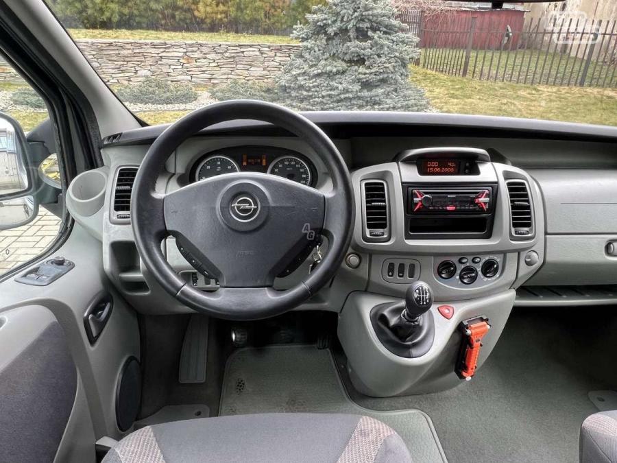 Black Opel Vivaro 2008 in Kedainiai, with an engine capacity of 2.50 L and mileage of 305 thousand km for 7299 €, photo 16 on AUTOMOTO.COM.LV