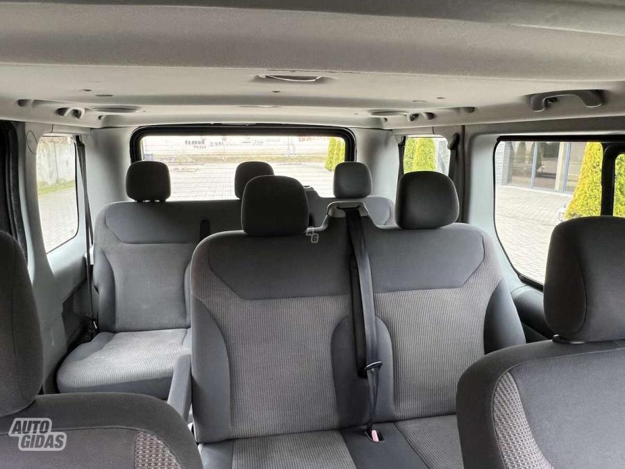Black Opel Vivaro 2008 in Kedainiai, with an engine capacity of 2.50 L and mileage of 305 thousand km for 7299 €, photo 25 on AUTOMOTO.COM.LV