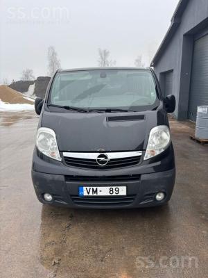 Melns Opel Vivaro 2008 Valmiera, ar dzinēja tilpumu 2.00 L un nobraukumu 423 tūkst. km par 4900 €, foto 3 vietnē AUTOMOTO.COM.LV