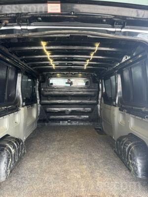 Melns Opel Vivaro 2008 Valmiera, ar dzinēja tilpumu 2.00 L un nobraukumu 423 tūkst. km par 4900 €, foto 7 vietnē AUTOMOTO.COM.LV