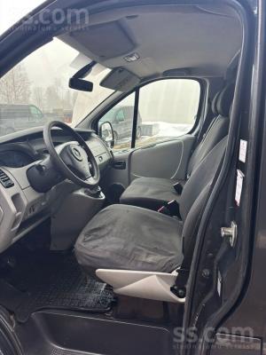 Melns Opel Vivaro 2008 Valmiera, ar dzinēja tilpumu 2.00 L un nobraukumu 423 tūkst. km par 4900 €, foto 8 vietnē AUTOMOTO.COM.LV