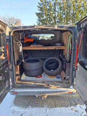 Melns Opel Vivaro 2008 Limbaži, ar dzinēja tilpumu 1.90 L un nobraukumu 488 tūkst. km par 3100 €, foto 7 vietnē AUTOMOTO.COM.LV
