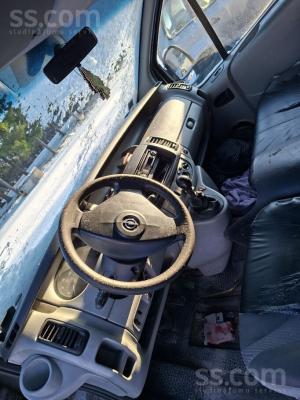 Melns Opel Vivaro 2008 Limbaži, ar dzinēja tilpumu 1.90 L un nobraukumu 488 tūkst. km par 3100 €, foto 9 vietnē AUTOMOTO.COM.LV