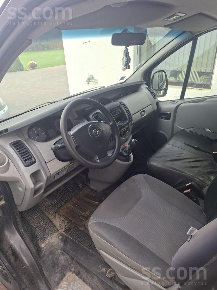 Melns Opel Vivaro 2008 Limbaži, ar dzinēja tilpumu 1.90 L un nobraukumu 488 tūkst. km par 1600 €, foto 15 vietnē AUTOMOTO.COM.LV