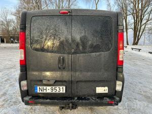 Черный Опель Виваро 2008 в Рига, объемом двигателя 2.00 л и пробегом 383 тыс. км за 4600 €, фото 3 на AUTOMOTO.COM.LV