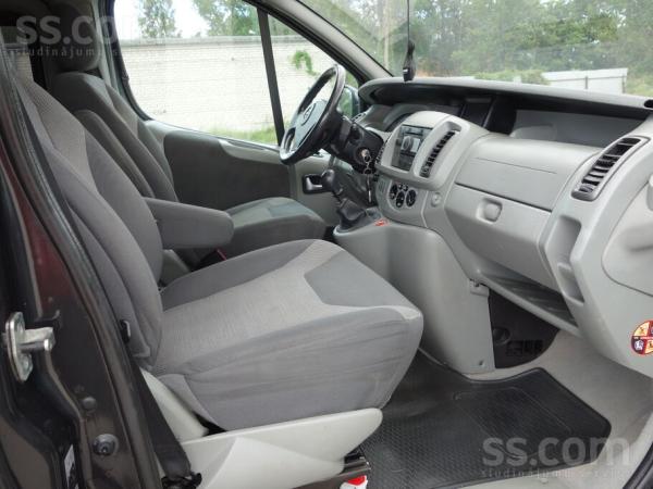 Black Opel Vivaro 2008 in Riga, with an engine capacity of 2.50 L and mileage of 0 thousand km for 5650 €, photo 7 on AUTOMOTO.COM.LV