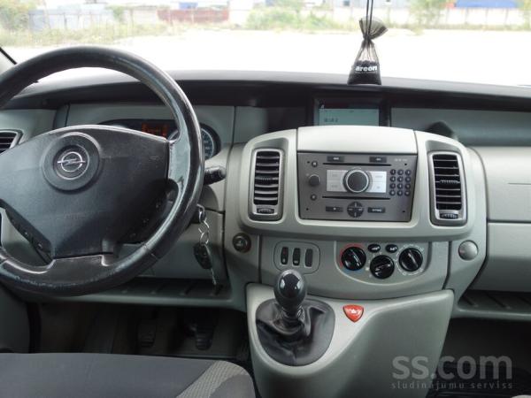 Black Opel Vivaro 2008 in Riga, with an engine capacity of 2.50 L and mileage of 0 thousand km for 5650 €, photo 8 on AUTOMOTO.COM.LV