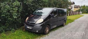 Black Opel Vivaro 2008 in Riga, with an engine capacity of 2.00 L and mileage of 392 thousand km for 1300 €, photo 6 on AUTOMOTO.COM.LV