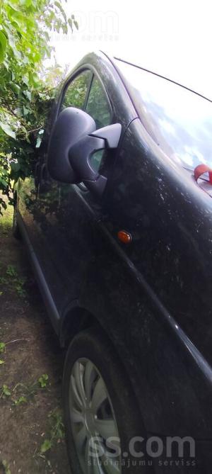 Black Opel Vivaro 2008 in Riga, with an engine capacity of 2.00 L and mileage of 392 thousand km for 1300 €, photo 12 on AUTOMOTO.COM.LV