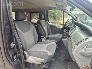 Black Opel Vivaro 2008 in Riga, with an engine capacity of 2.00 L and mileage of 437 thousand km for 5199 €, photo 6 on AUTOMOTO.COM.LV