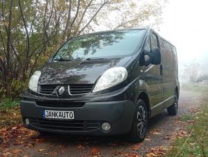 Black Opel Vivaro 2008 in Vilnius, with an engine capacity of 2.00 L and mileage of 265 thousand km for 5499 €, photo 3 on AUTOMOTO.COM.LV