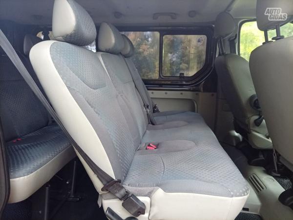 Black Opel Vivaro 2008 in Vilnius, with an engine capacity of 2.00 L and mileage of 265 thousand km for 5499 €, photo 11 on AUTOMOTO.COM.LV