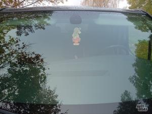 Black Opel Vivaro 2008 in Vilnius, with an engine capacity of 2.00 L and mileage of 265 thousand km for 5499 €, photo 15 on AUTOMOTO.COM.LV