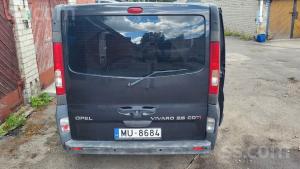 Black Opel Vivaro 2009 in Riga, with an engine capacity of 2.50 L and mileage of 266 thousand km for 5900 €, photo 3 on AUTOMOTO.COM.LV