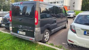 Black Opel Vivaro 2009 in Riga, with an engine capacity of 2.50 L and mileage of 266 thousand km for 5900 €, photo 5 on AUTOMOTO.COM.LV