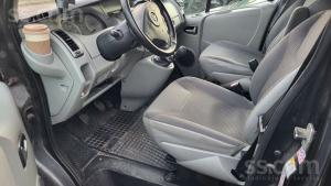 Black Opel Vivaro 2009 in Riga, with an engine capacity of 2.50 L and mileage of 266 thousand km for 5900 €, photo 7 on AUTOMOTO.COM.LV
