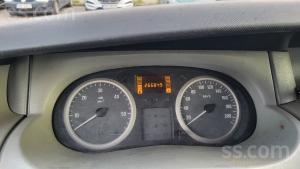 Black Opel Vivaro 2009 in Riga, with an engine capacity of 2.50 L and mileage of 266 thousand km for 5900 €, photo 8 on AUTOMOTO.COM.LV