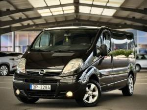 Black Opel Vivaro 2009 in Riga, with an engine capacity of 2.50 L and mileage of 516 thousand km for 6200 €, photo 7 on AUTOMOTO.COM.LV