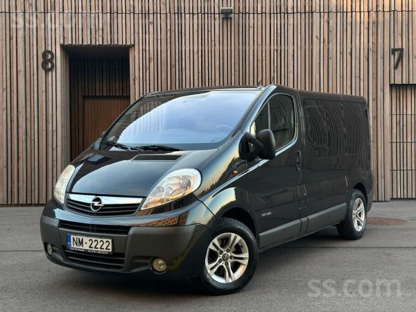 Melns Opel Vivaro 2010 Rīga, ar dzinēja tilpumu 2.50 L un nobraukumu 235 tūkst. km par 7300 €, foto 1 vietnē AUTOMOTO.COM.LV