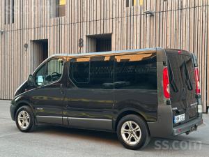 Melns Opel Vivaro 2010 Rīga, ar dzinēja tilpumu 2.50 L un nobraukumu 235 tūkst. km par 7300 €, foto 4 vietnē AUTOMOTO.COM.LV