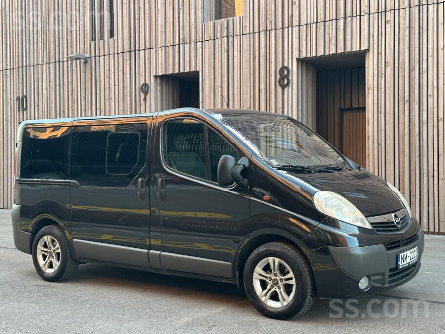 Melns Opel Vivaro 2010 Rīga, ar dzinēja tilpumu 2.50 L un nobraukumu 235 tūkst. km par 7300 €, foto 9 vietnē AUTOMOTO.COM.LV