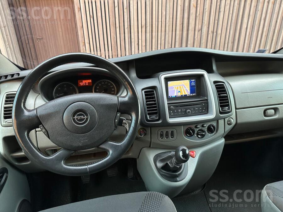 Melns Opel Vivaro 2010 Rīga, ar dzinēja tilpumu 2.50 L un nobraukumu 235 tūkst. km par 7300 €, foto 16 vietnē AUTOMOTO.COM.LV