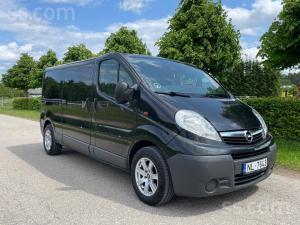 Black Opel Vivaro 2010 in Riga, with an engine capacity of 2.50 L and mileage of 281 thousand km for 4600 €, photo 2 on AUTOMOTO.COM.LV