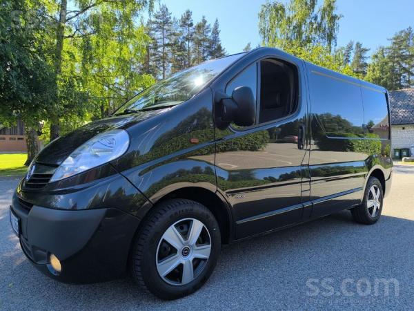 Black Opel Vivaro 2010 in Valmiera, with an engine capacity of 2.00 L and mileage of 277 thousand km for 5550 €, photo 1 on AUTOMOTO.COM.LV