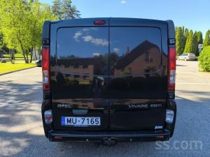 Melns Opel Vivaro 2010 Valmiera, ar dzinēja tilpumu 2.00 L un nobraukumu 277 tūkst. km par 5550 €, foto 9 vietnē AUTOMOTO.COM.LV