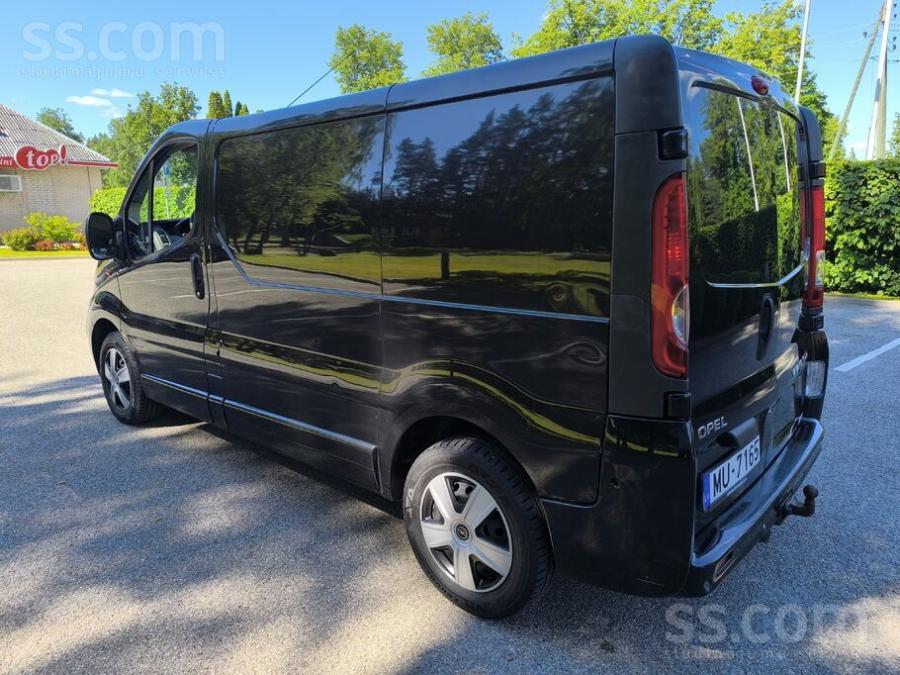 Melns Opel Vivaro 2010 Valmiera, ar dzinēja tilpumu 2.00 L un nobraukumu 277 tūkst. km par 5550 €, foto 11 vietnē AUTOMOTO.COM.LV