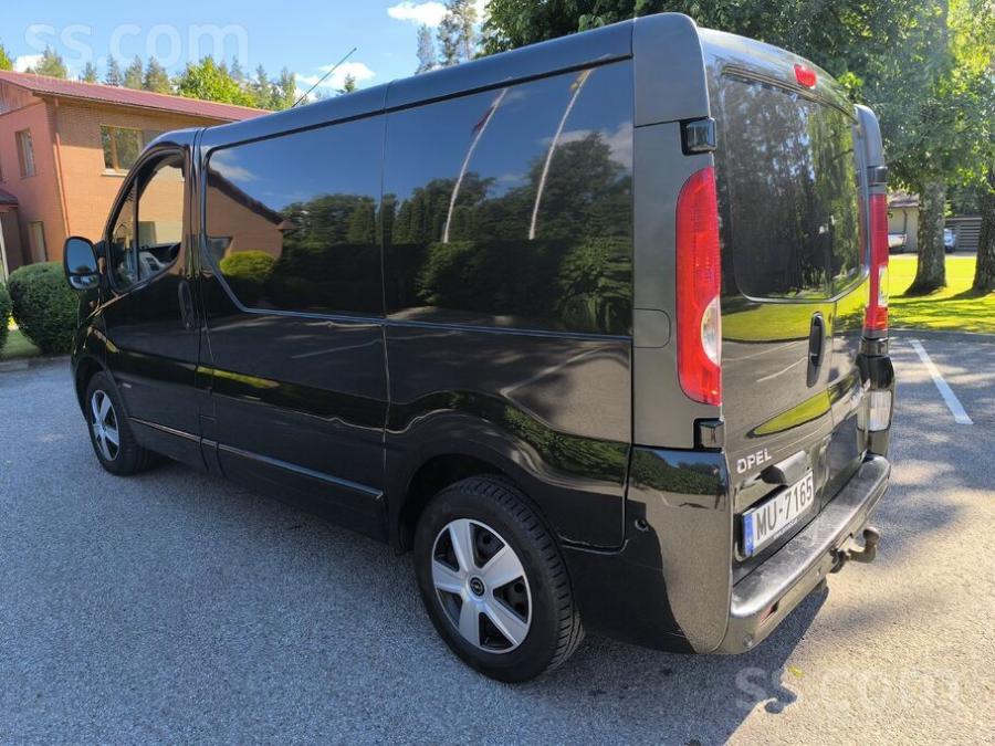 Melns Opel Vivaro 2010 Valmiera, ar dzinēja tilpumu 2.00 L un nobraukumu 277 tūkst. km par 5550 €, foto 12 vietnē AUTOMOTO.COM.LV