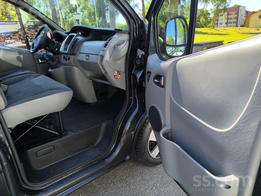 Melns Opel Vivaro 2010 Valmiera, ar dzinēja tilpumu 2.00 L un nobraukumu 277 tūkst. km par 5550 €, foto 20 vietnē AUTOMOTO.COM.LV