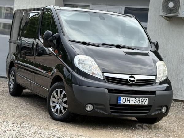 Black Opel Vivaro 2010 in Tukums, with an engine capacity of 2.00 L and mileage of 311 thousand km for 5000 €, photo 1 on AUTOMOTO.COM.LV