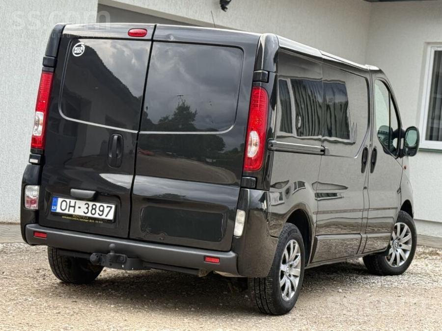 Melns Opel Vivaro 2010 Tukums, ar dzinēja tilpumu 2.00 L un nobraukumu 311 tūkst. km par 5000 €, foto 5 vietnē AUTOMOTO.COM.LV