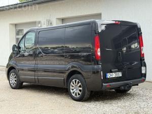 Melns Opel Vivaro 2010 Tukums, ar dzinēja tilpumu 2.00 L un nobraukumu 311 tūkst. km par 5000 €, foto 6 vietnē AUTOMOTO.COM.LV
