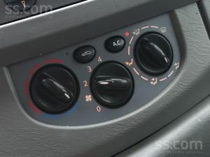 Melns Opel Vivaro 2010 Tukums, ar dzinēja tilpumu 2.00 L un nobraukumu 311 tūkst. km par 5000 €, foto 13 vietnē AUTOMOTO.COM.LV