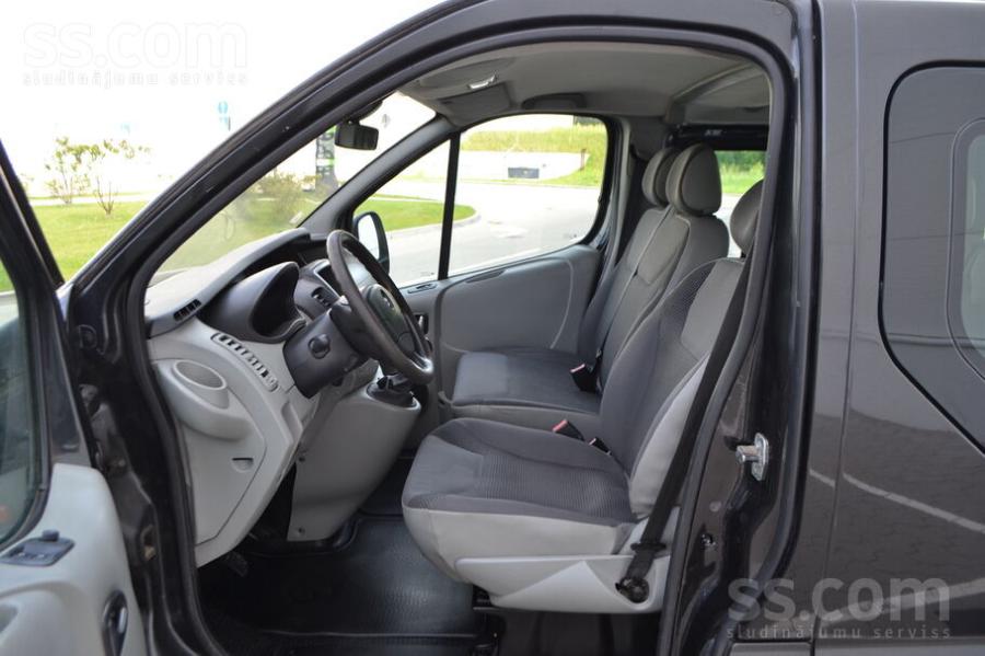 Melns Opel Vivaro 2011 Rīga, ar dzinēja tilpumu 2.50 L un nobraukumu 0 tūkst. km par 6950 €, foto 7 vietnē AUTOMOTO.COM.LV