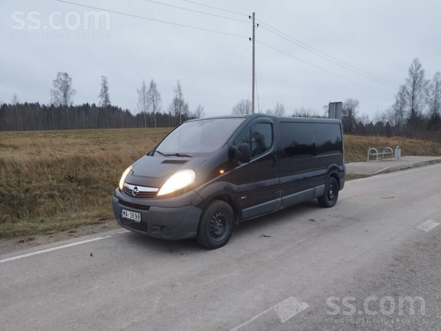 Melns Opel Vivaro 2011 Jēkabpils, ar dzinēja tilpumu 2.00 L un nobraukumu 382 tūkst. km par 6000 €, foto 1 vietnē AUTOMOTO.COM.LV